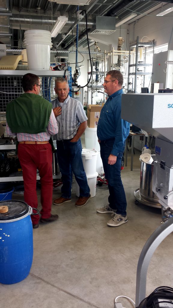 HELHa's experience for the datacenter Engineering program